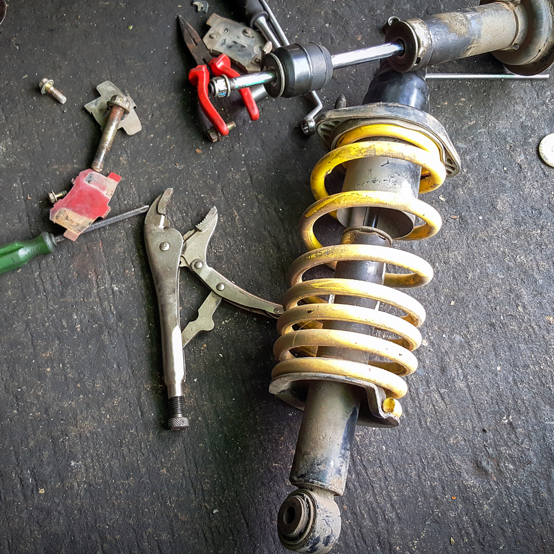 The Risks of Broken Front Shock Absorber Top Mounts – Abbott's Auto Care